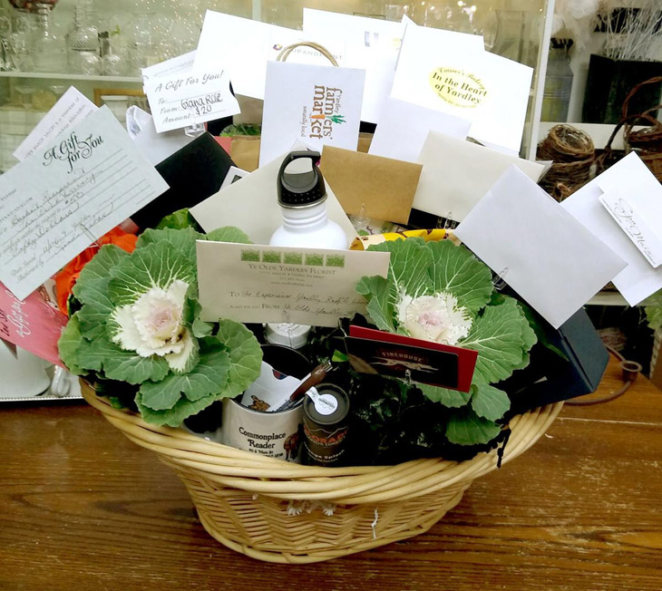 Keep Clients For Life With A Closing Gift: 28 Awesome Ideas