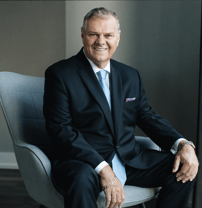 Top Real Estate Coaches: Finding Your Perfect Mentor in 2025